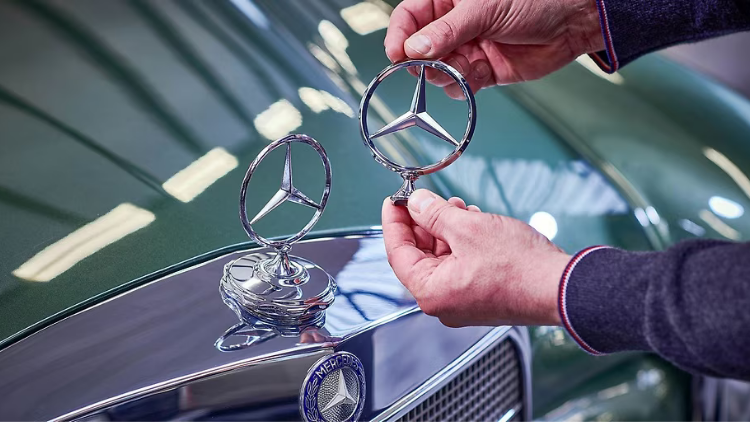 Mercedes Benz Emblems at Parts Geek: OEM & Aftermarket Options for ...